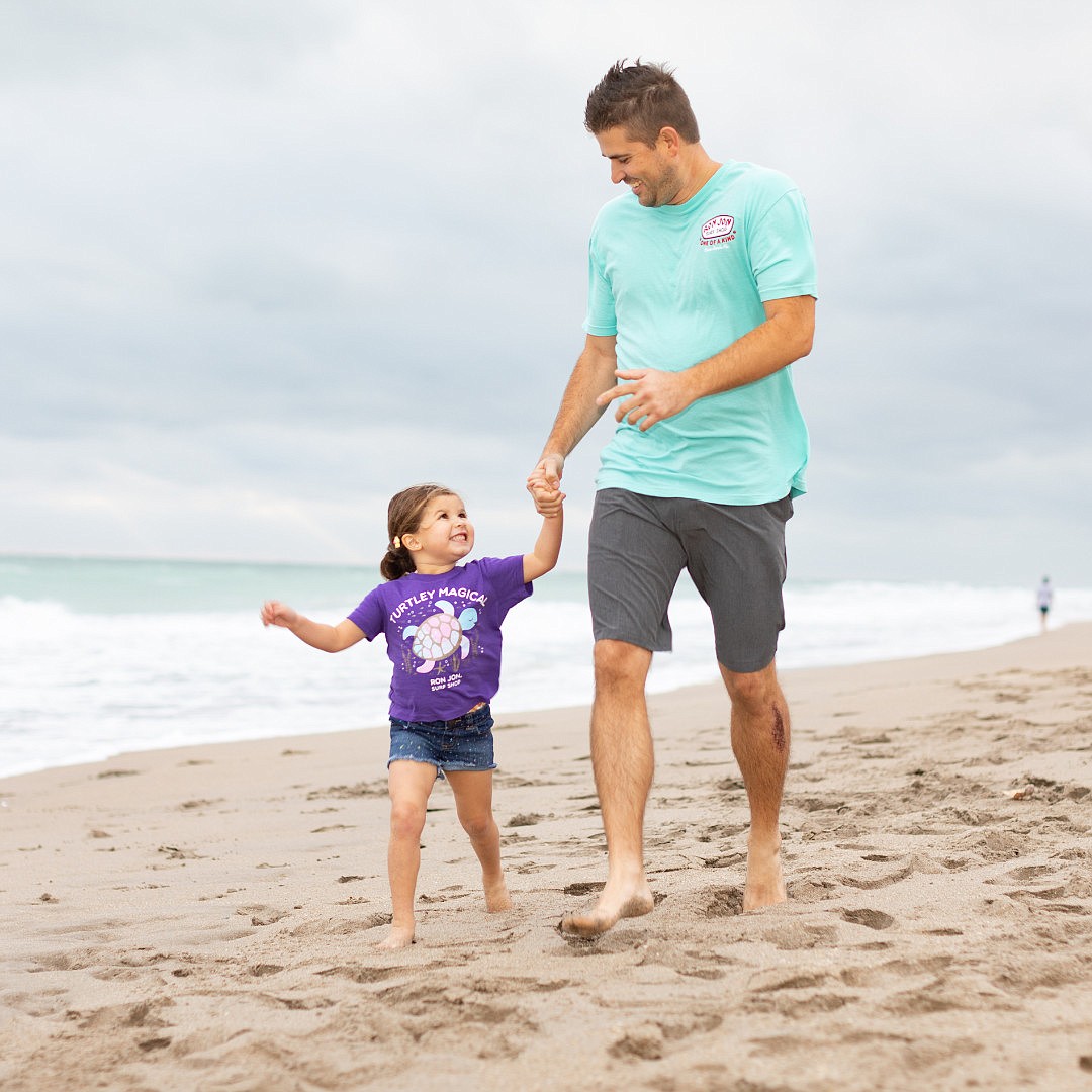 Billboard kids: Modeling opens doors for Ormond Beach family | Observer ...