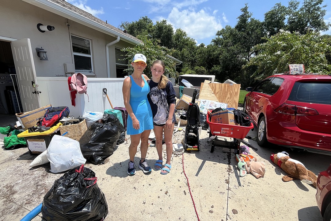 Back-to-back hurricanes heighten stress for Manatee County residents ...