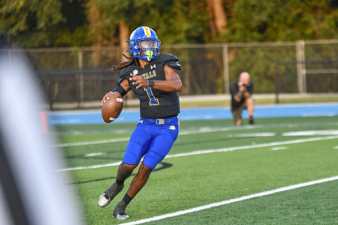 The First Academy football rolls over OCP, wins first district ...