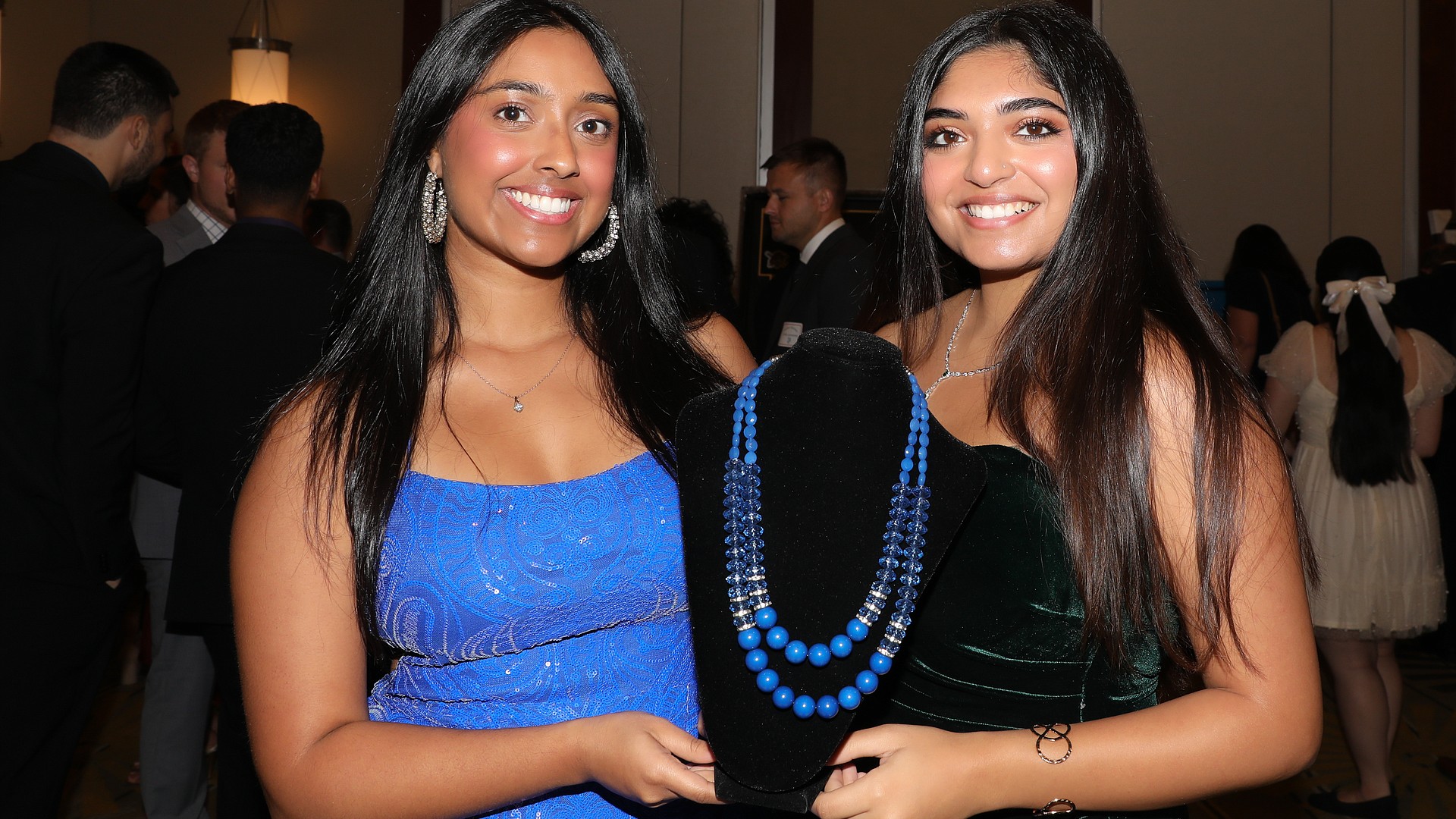LECOM celebrates students with annual scholarship auction | Your Observer