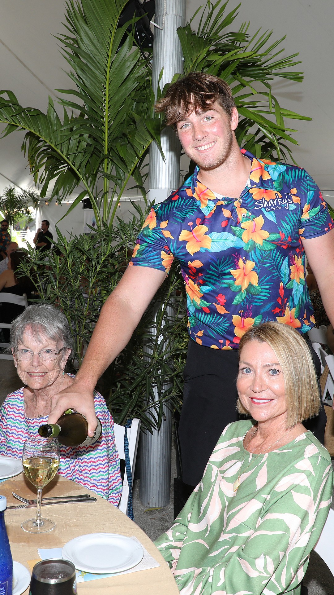 Flip Flops & Fashion packs a day of fun at Venice beach | Your Observer