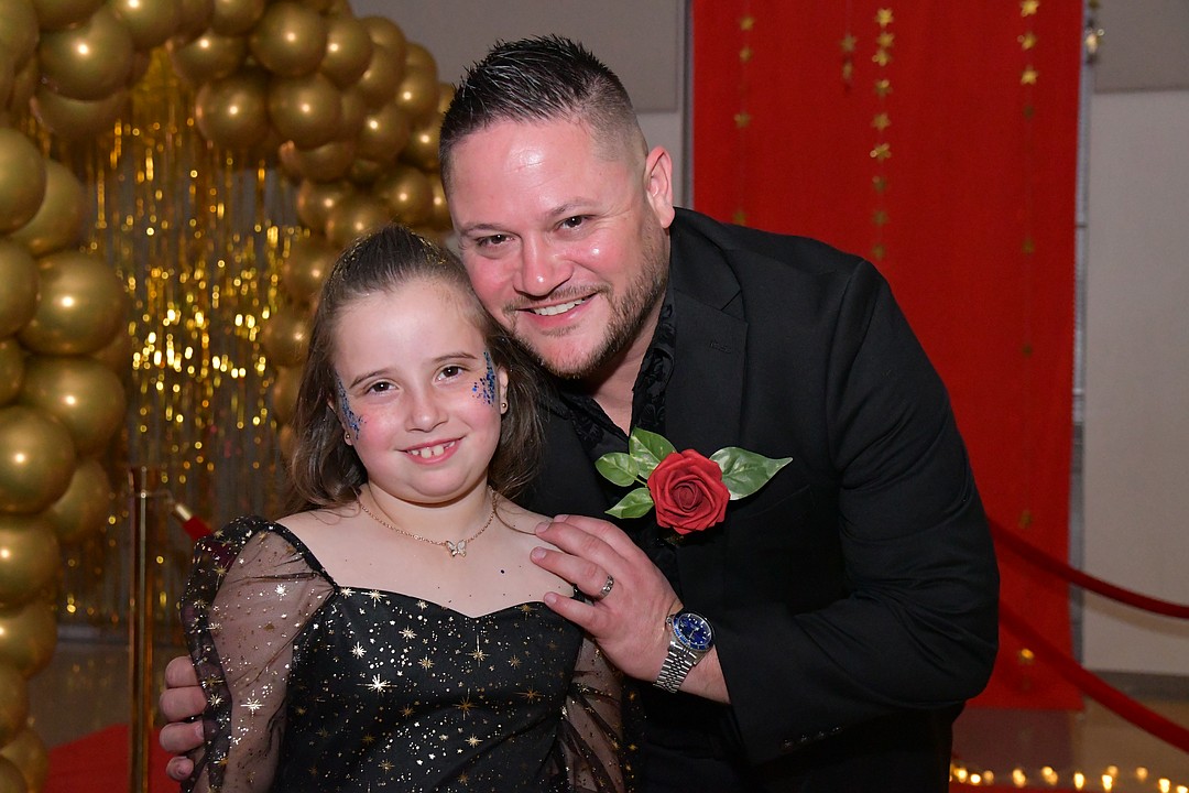 PHOTOS: Hollywood royalty hit red carpet at Hamlin Elementary dance ...