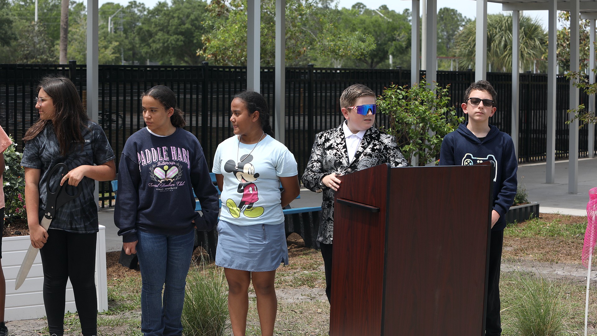 Buddy Taylor Middle School unveils a little bit of nature transformed ...