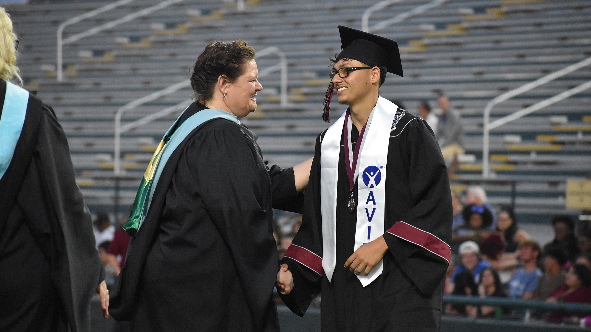 Commencement speaker punctuates Braden River High's graduation ceremony ...