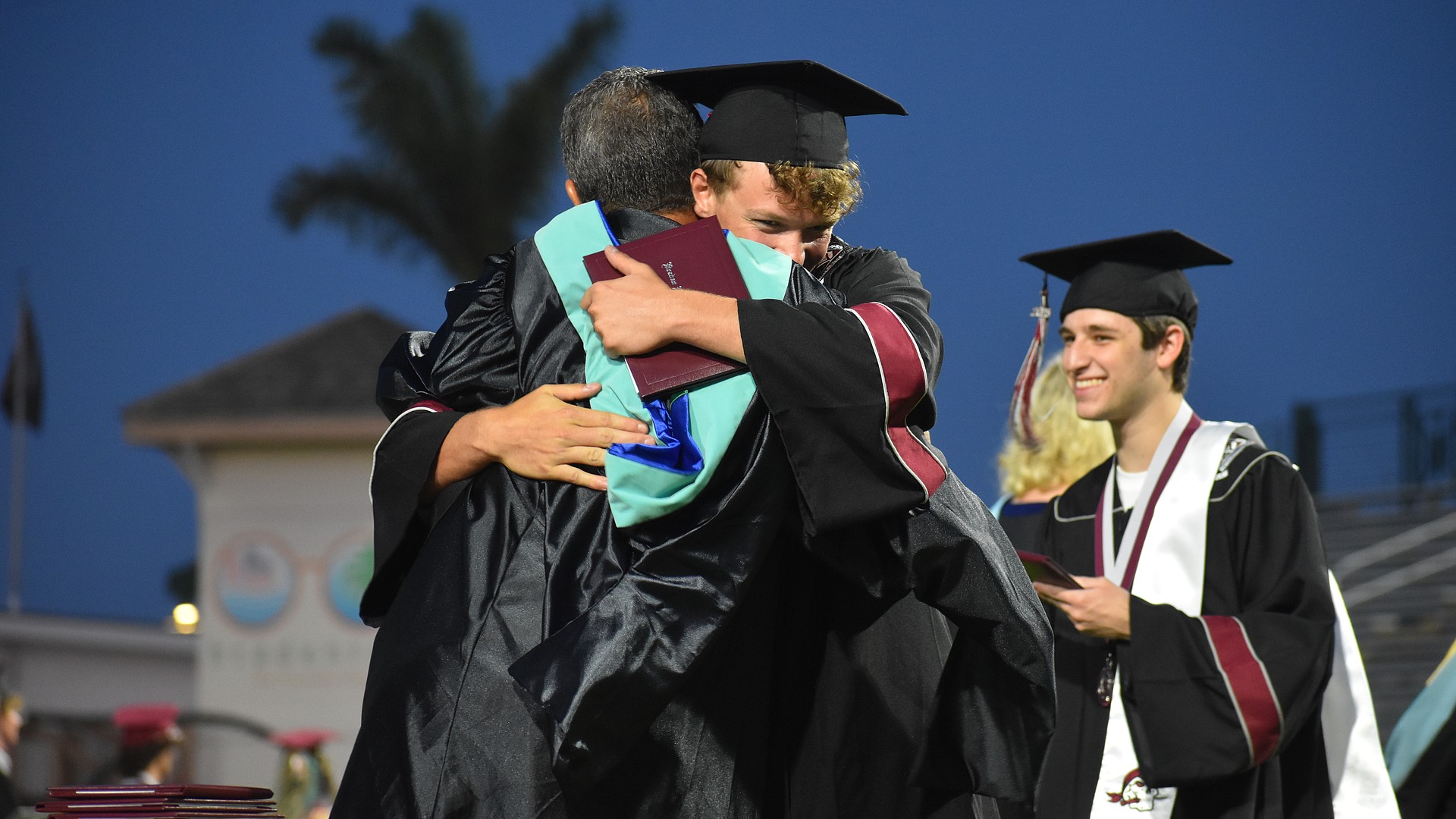 Commencement speaker punctuates Braden River High's graduation ceremony ...