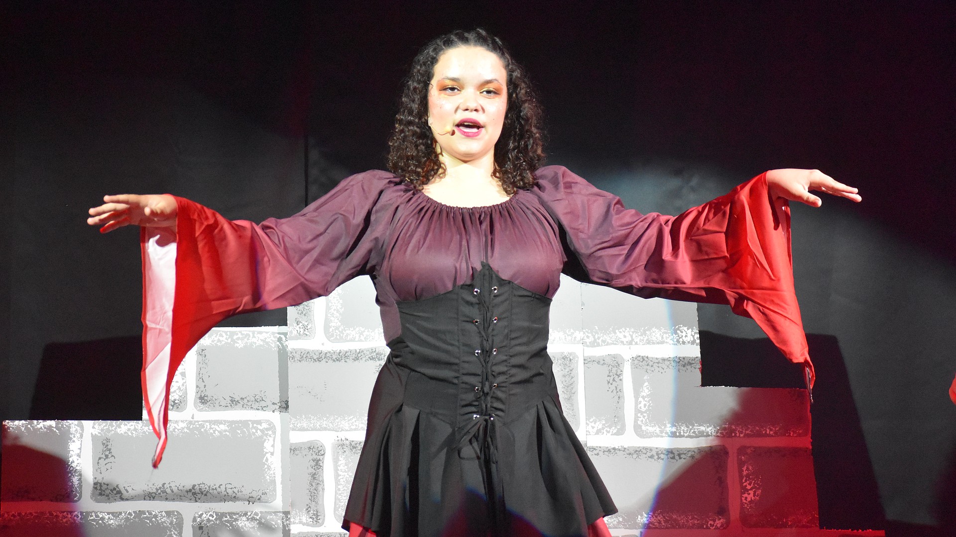 Young performers tell the story of 'Shrek the Musical Jr.' | Your Observer