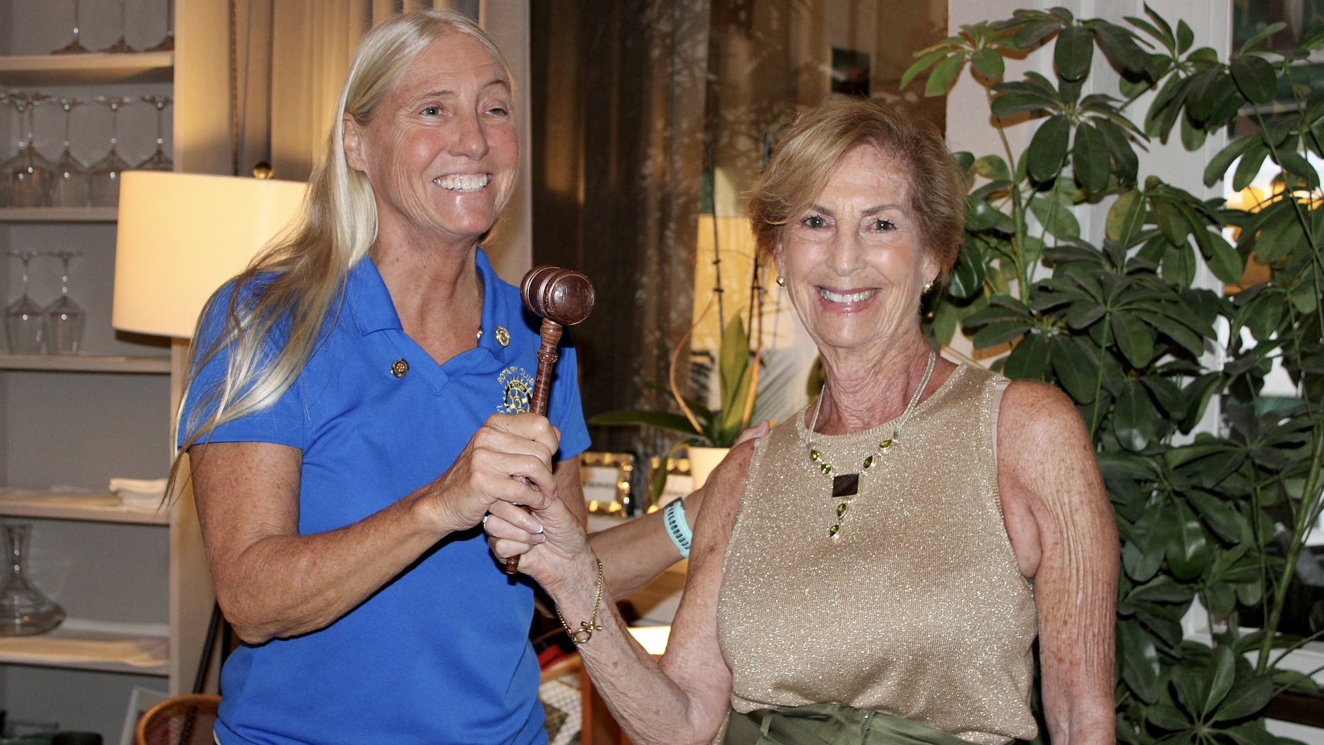 Jan Wallace passes gavel to new Rotary Club of Longboat Key head | Your ...