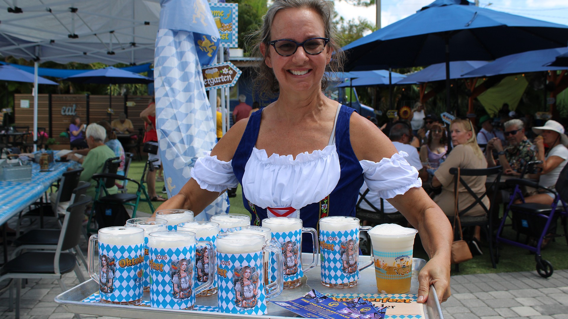 Oktoberfest in Sarasota tests strength and food temptations | Your Observer