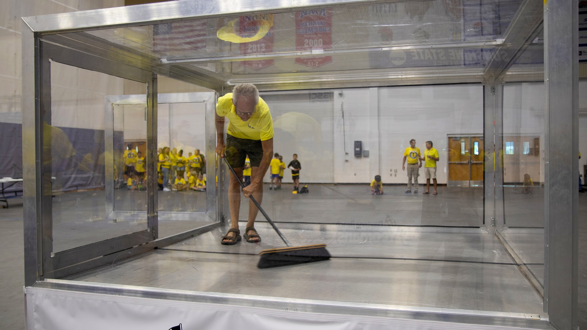 BattleBots: 76 student robots battle it out during sixth annual VMA ...