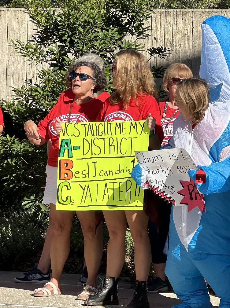 Volusia United Educators asks school district for better pay as bargaining stalls | Observer ...