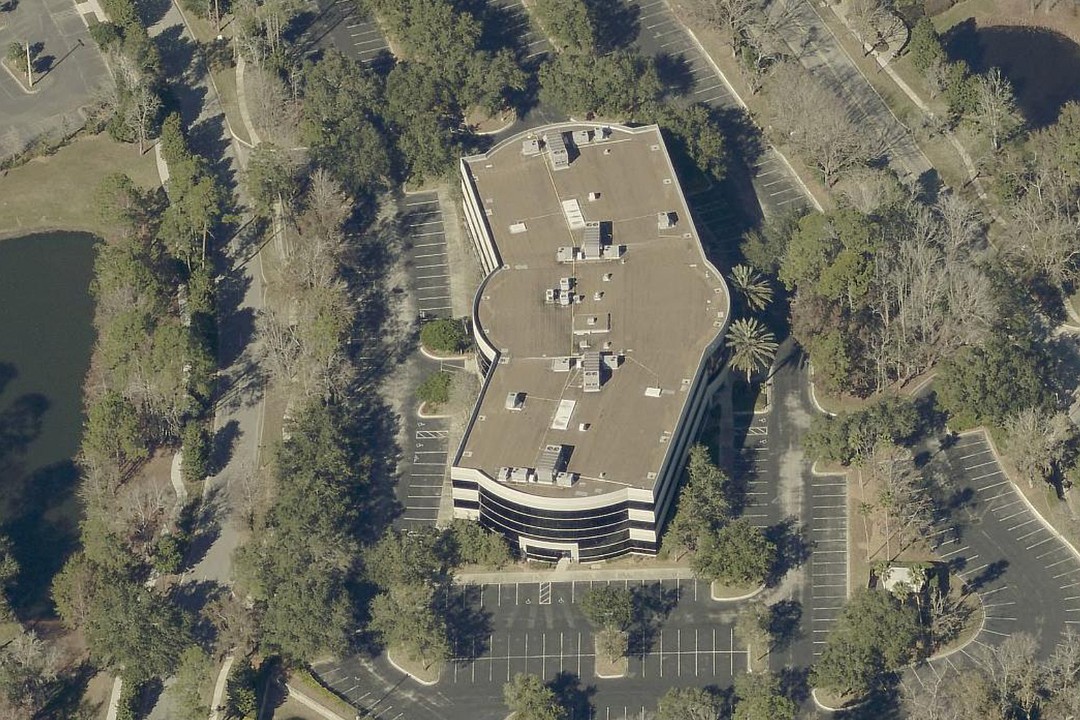 City issues permit for Dream Finders Homes to demolish one of seven ...