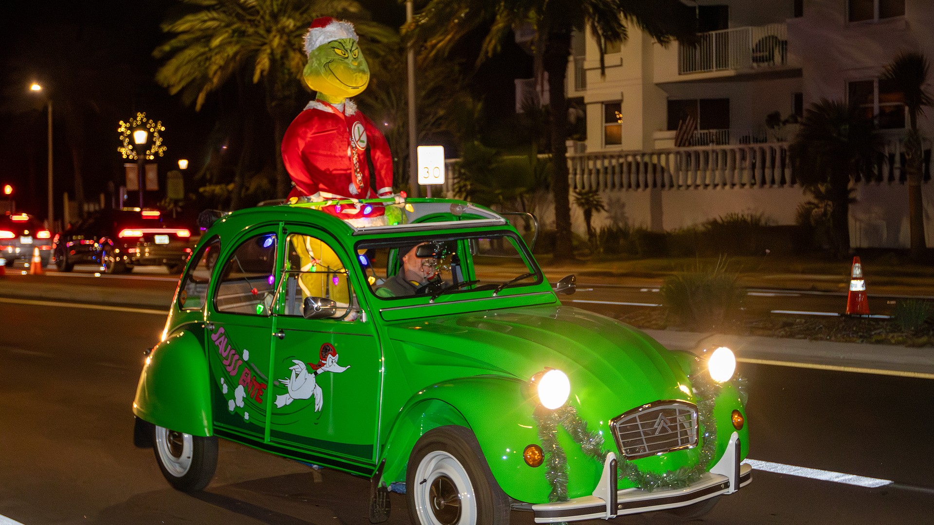 Hit the road: 67th annual Gaslight Parade kicks off holiday season in ...