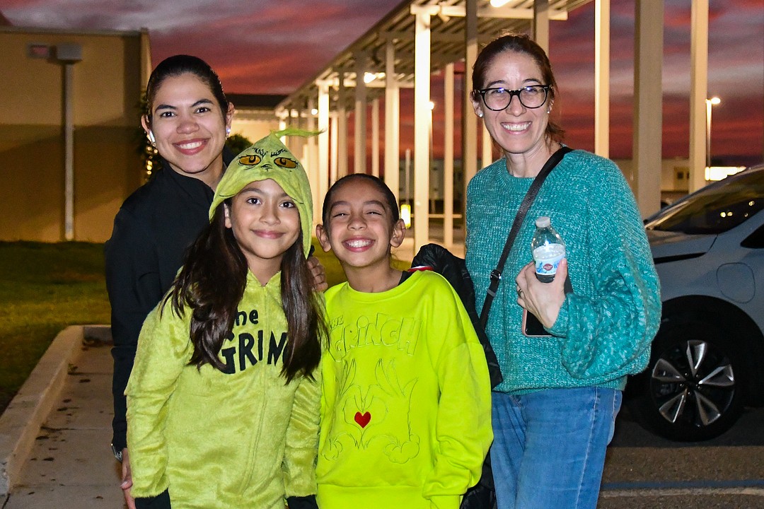 PHOTOS: Water Spring Elementary Winter Drive In 2025 | West Orange ...