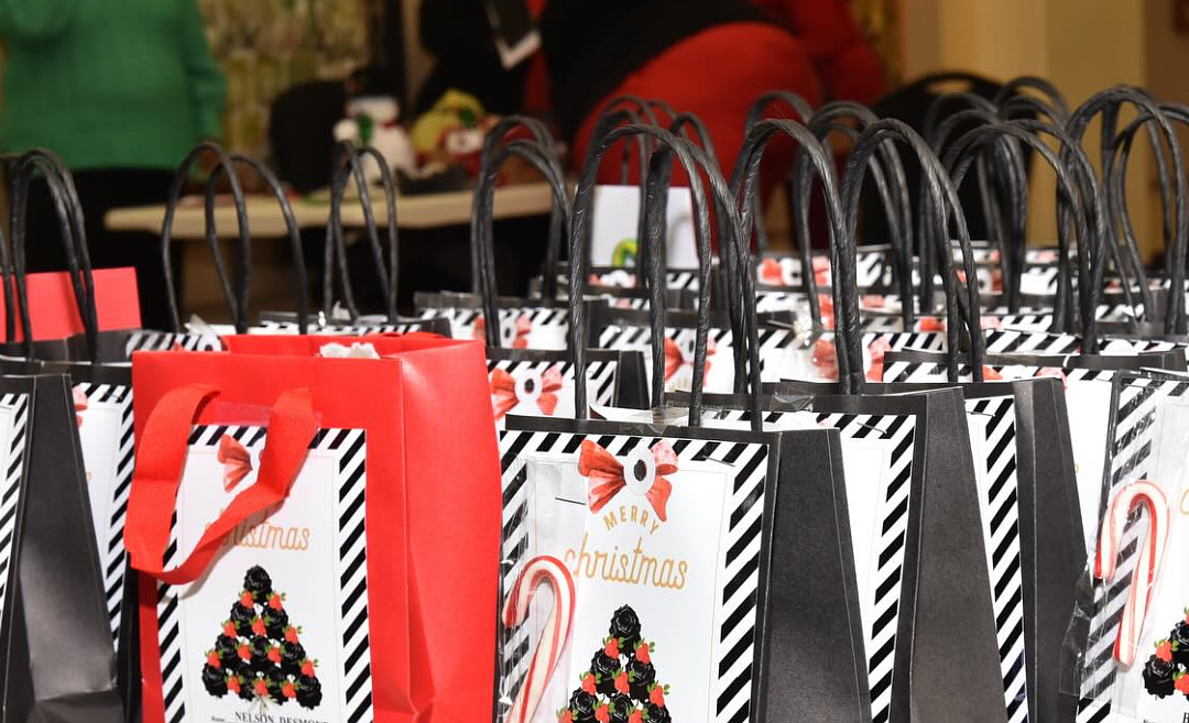 Bethune-Cookman University spreads holiday joy to Daytona students ...