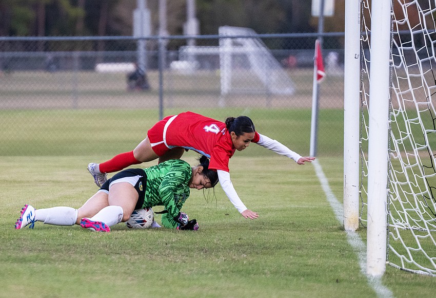 Double play: Seabreeze boys, girls soccer teams win district semifinal ...