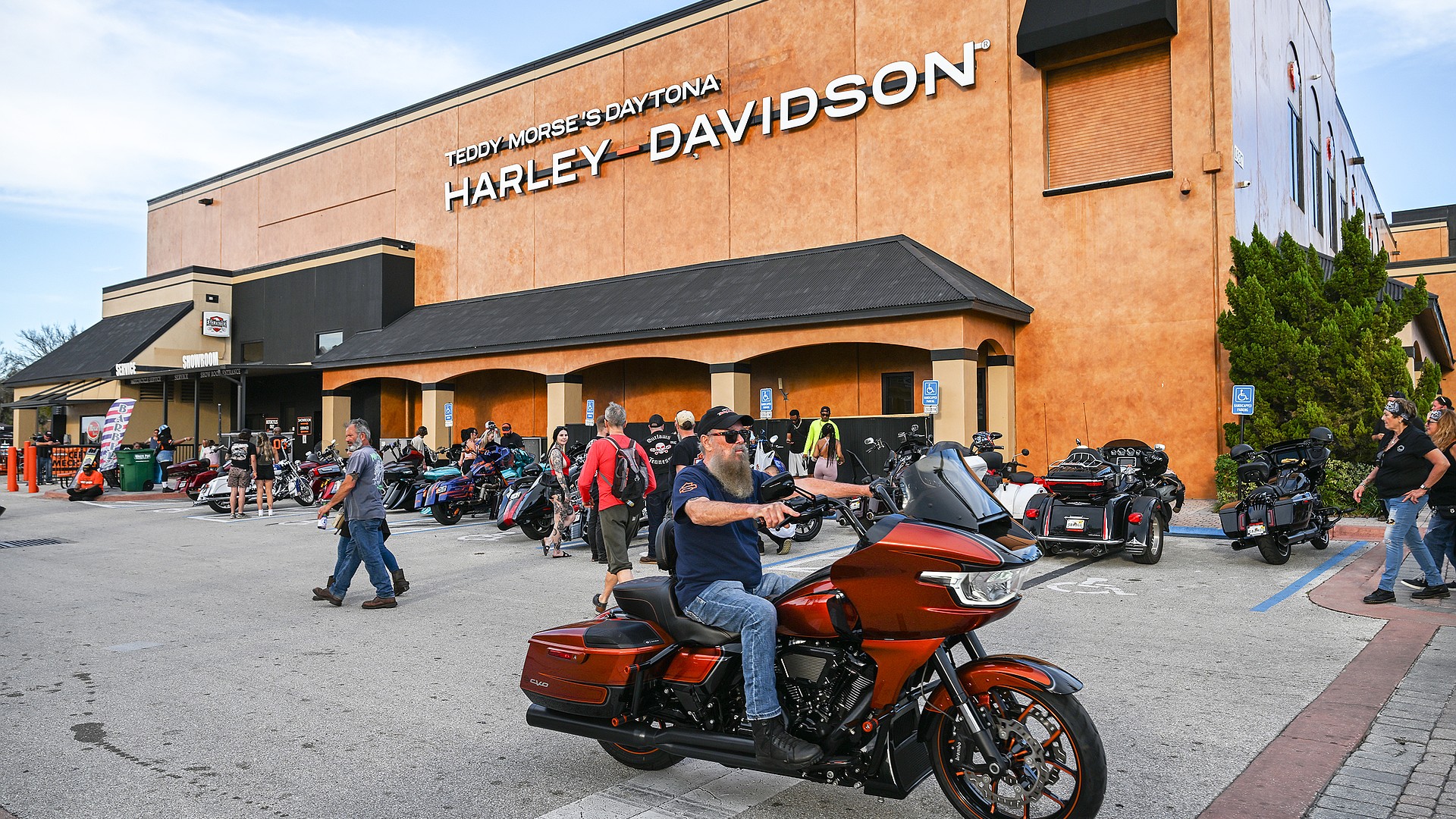 85th annual Daytona Beach Bike Week hitches to Budweiser Clydesdales ...
